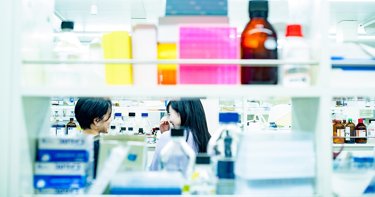 好きなこと、これまでの経験、すべてが研究のヒントになる｜近藤千尋 #4 | Meet Up | WE／ | ポーラ公式 エイジングケアと美白・化粧品